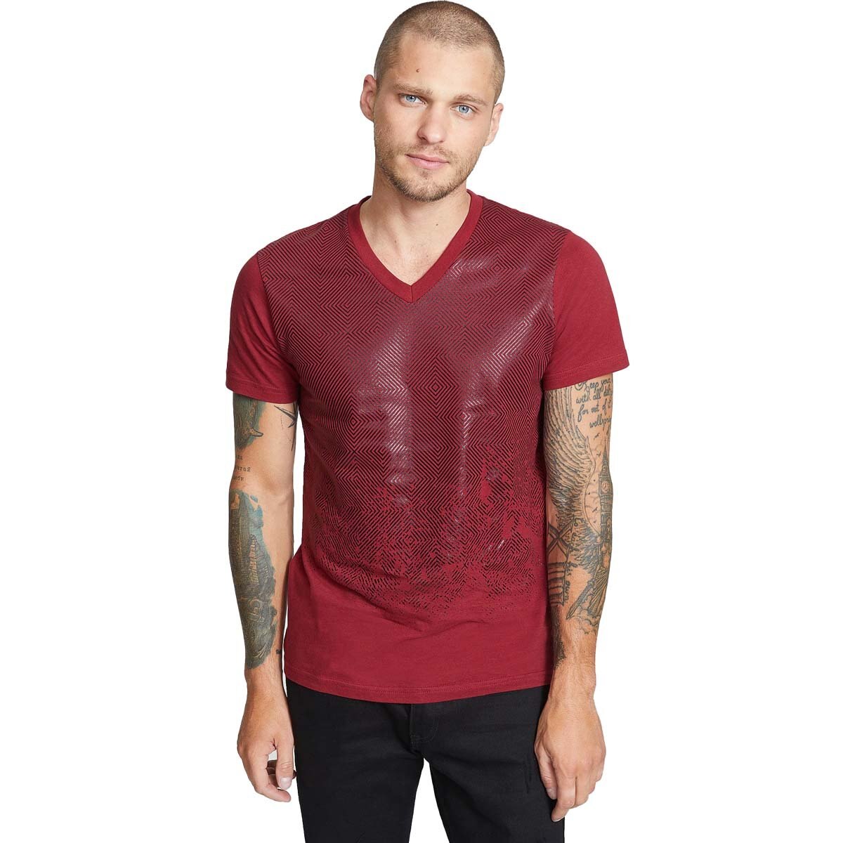 Playera Rojo Obscuro con Líneas G By Guess para Caballero