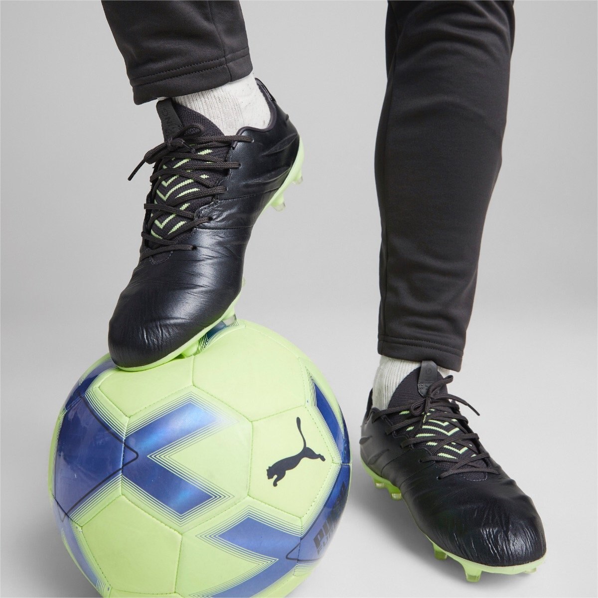 Tenis Soccer Puma King Fgag para Hombre
