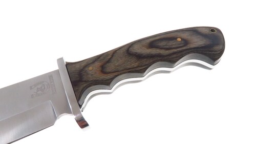 Rr1022 Rough Rider Cuchillo Bowie Filo Liso Enterizo C/Fnda