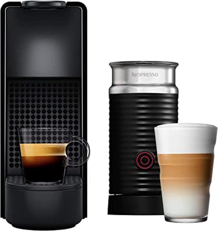 NESPRESSO Cafetera Essenza Mini con Espumador de leche