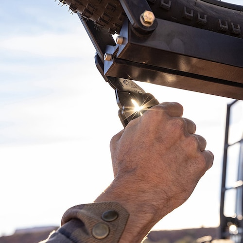 Multiherramienta MP600 Pinzas Punta Roma Plata Gerber