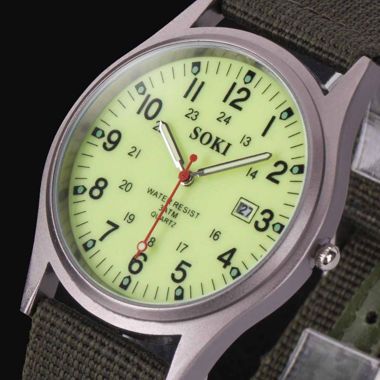 Reloj militar acero lona cuarzo marca soki verde luminoso - Sears