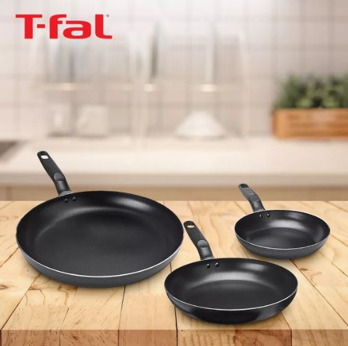 Juego de 3 sartenes T-fal 20, 24 Y 30cm Negro.