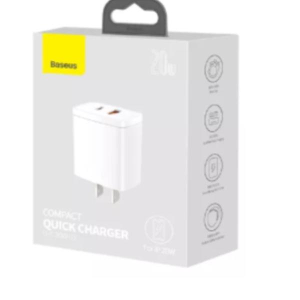 Cargador De Pared Baseus Blanco 20w 2 Puertos Usb Y Tipo C + Cable Tipo C A Lightning