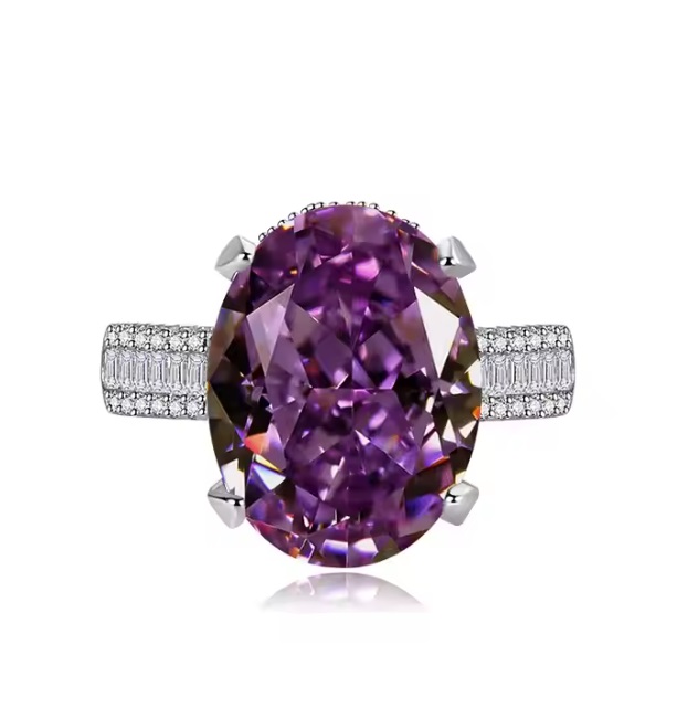 Anillo Ajustable Morado Oval Zirconias Cúbicas By Amour