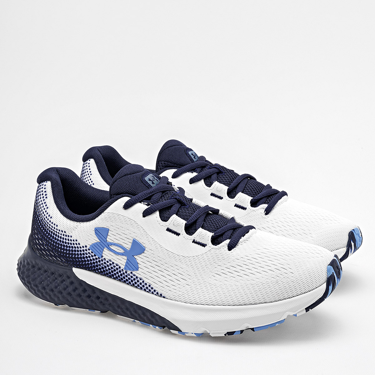UNDER ARMOUR UA Charged Rogue 4 TENIS HOMBRE DEPORTIVO COLOR BLANCO MARINO