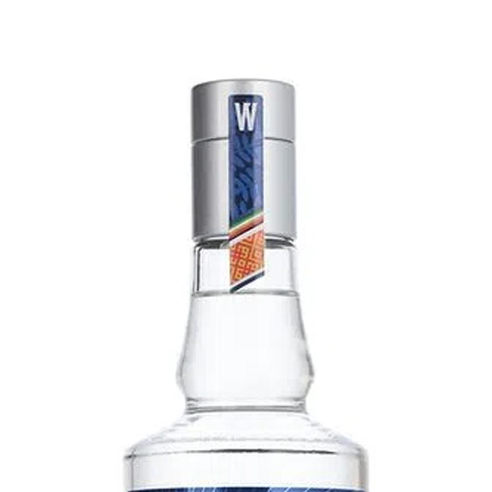Paquete de 3 Licor de Vodka Wyborowa Tamarindo 200 ml